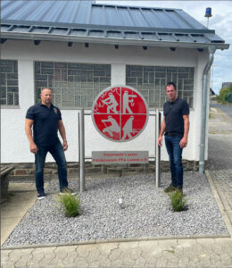 neues Eingangsschild / Feuerwehr - Luxem